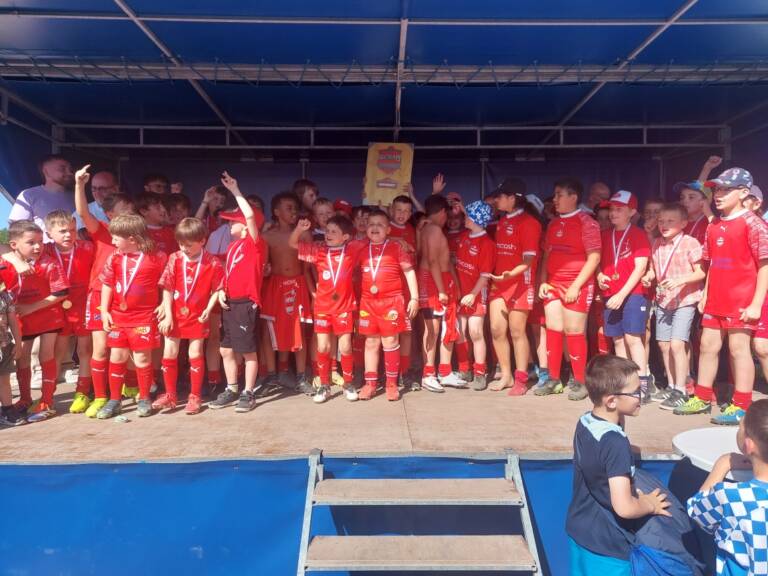 Rugby - Challenge Repiquet : U8, U10 et U12, le RC Montceau grand ...